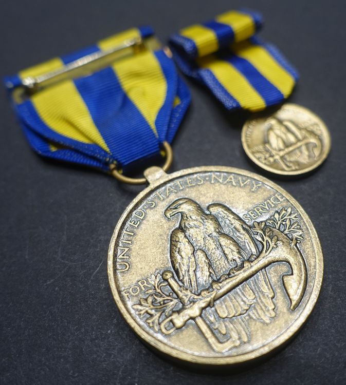 US Navy Expeditionary Medal Medaille plus Miniatur Medaille (Gebraucht ...