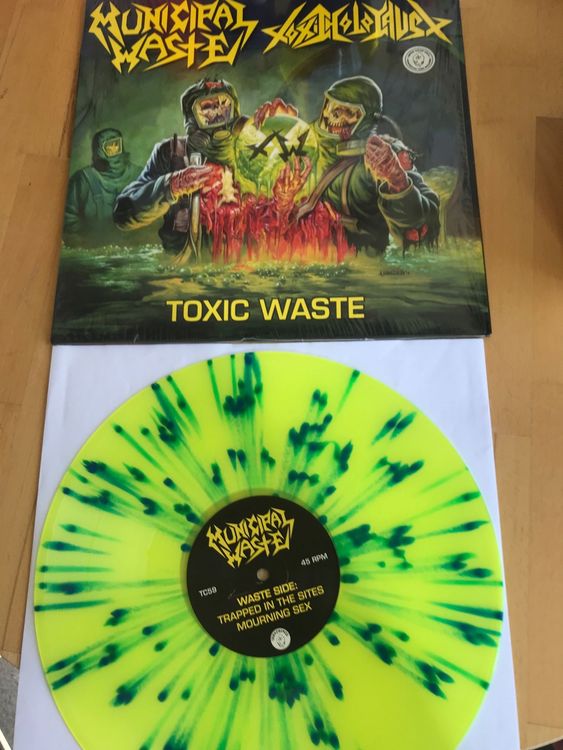Municipal Waste / Toxic Holocaust – Toxic Waste LP Splatter (Neu ...