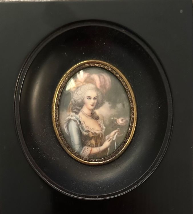 Antike Miniatur von Eine Dame (Gebraucht) in Root für CHF 19 – mit Lieferung auf Ricardo kaufen