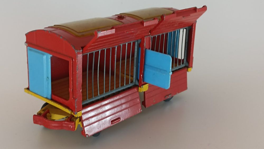 Corgi Major Toys Chipperfield Circus Animal Cage (Gebraucht) in ...