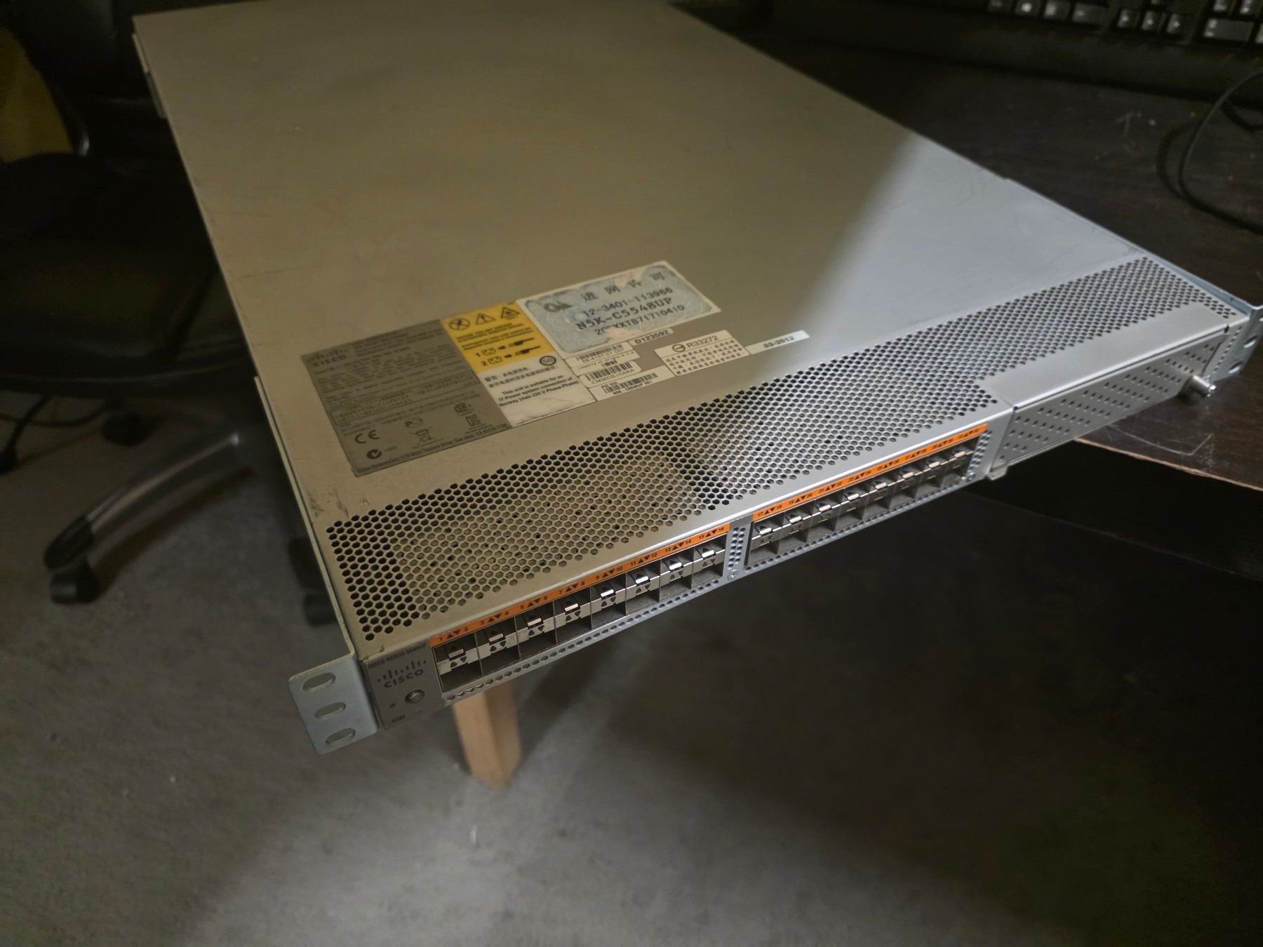 Routeur Cisco Nexus 5548UP switch réseau 10G - Parfait État! (D ...