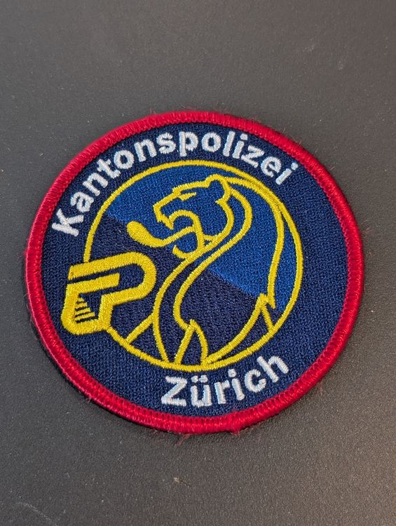 Patch Kantonspolizei Zürich (Gebraucht) in Glis für CHF 15 – mit Lieferung auf Ricardo kaufen