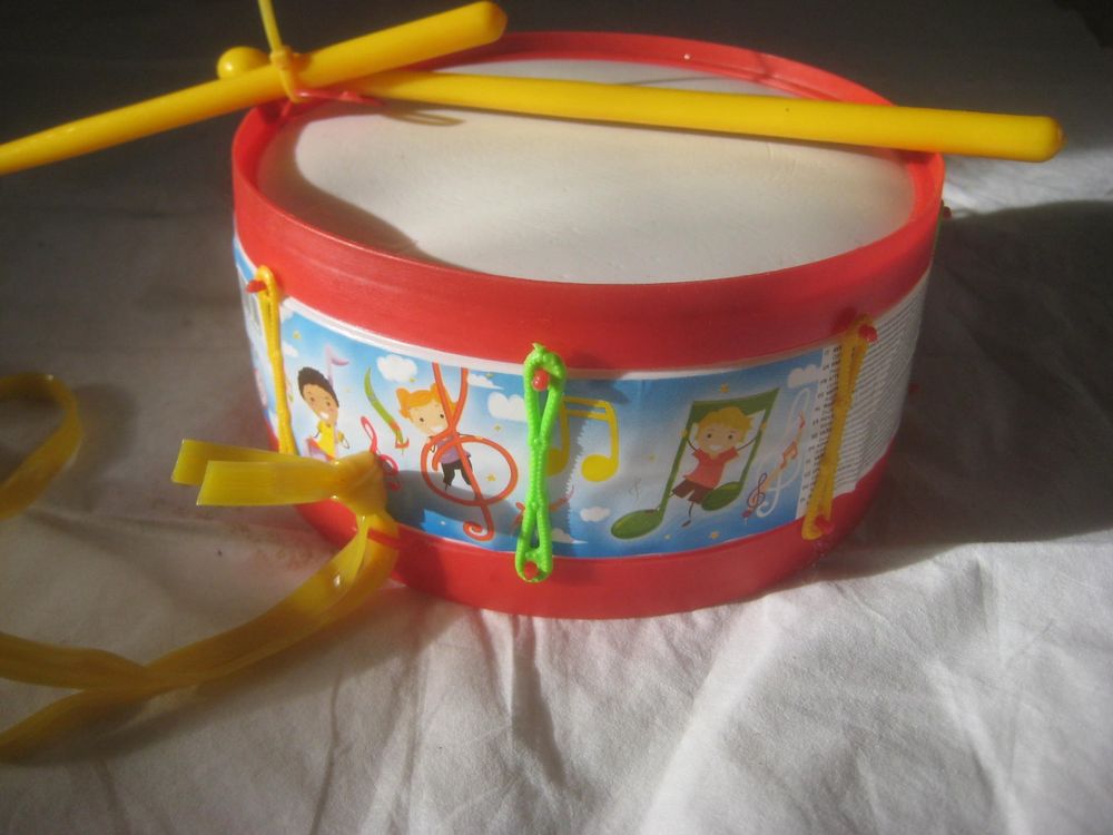 SCHLAG TROMELL KINDER (Neu (gemäss Beschreibung)) in Uster für CHF 9 – mit Lieferung auf Ricardo ...