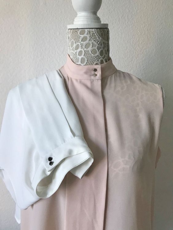 2 Blusen mit verdeckter Knopfleiste | Kaufen auf Ricardo