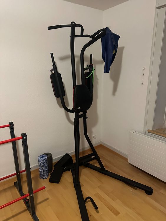 Adidas Power Tower Klimzug Stange bar (Gebraucht) in für CHF 86 – nur ...