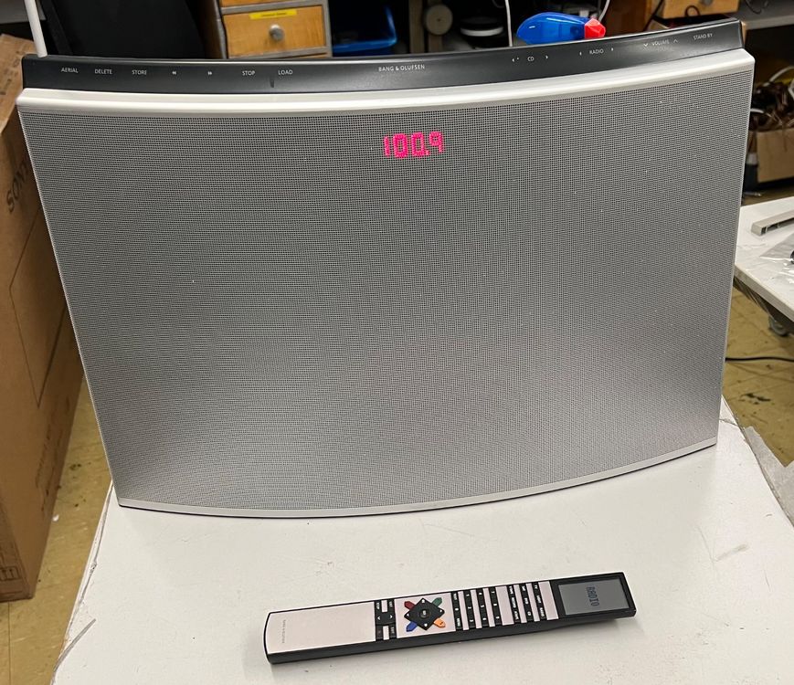 Bang Olufsen BeoSound 1 mit Beo 4 Remote CD + Radio | Kaufen auf Ricardo