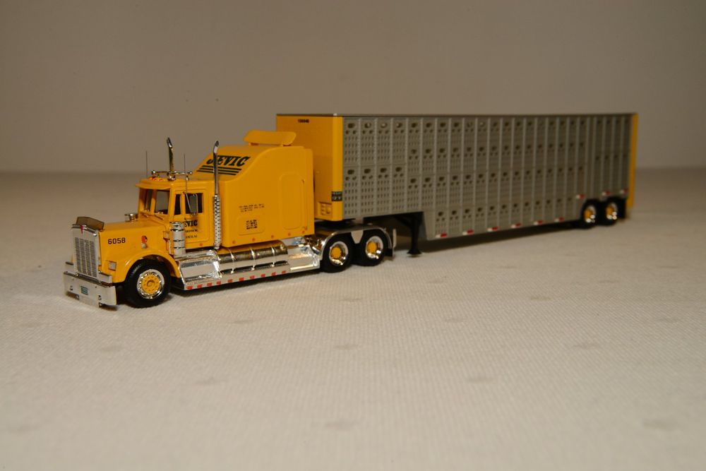 US Truck Kenworth Viehtransporter Sattelzug Jevic 1:87 (Gebraucht) in ...