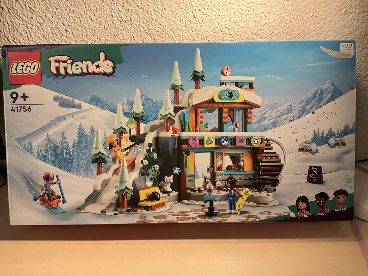 Lego Friends Winter Resort Chalet 41756, Originalverpackt. (Neu und ...