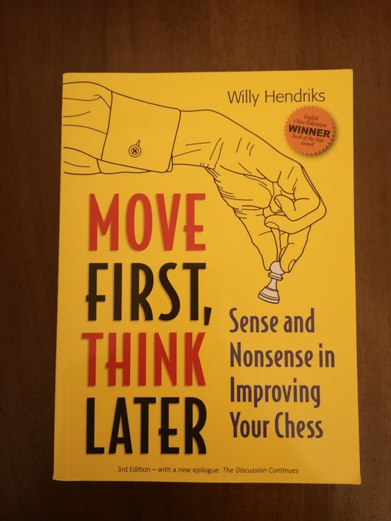 Chess book: Move first, think later. (Gebraucht) in Wädenswil für CHF ...