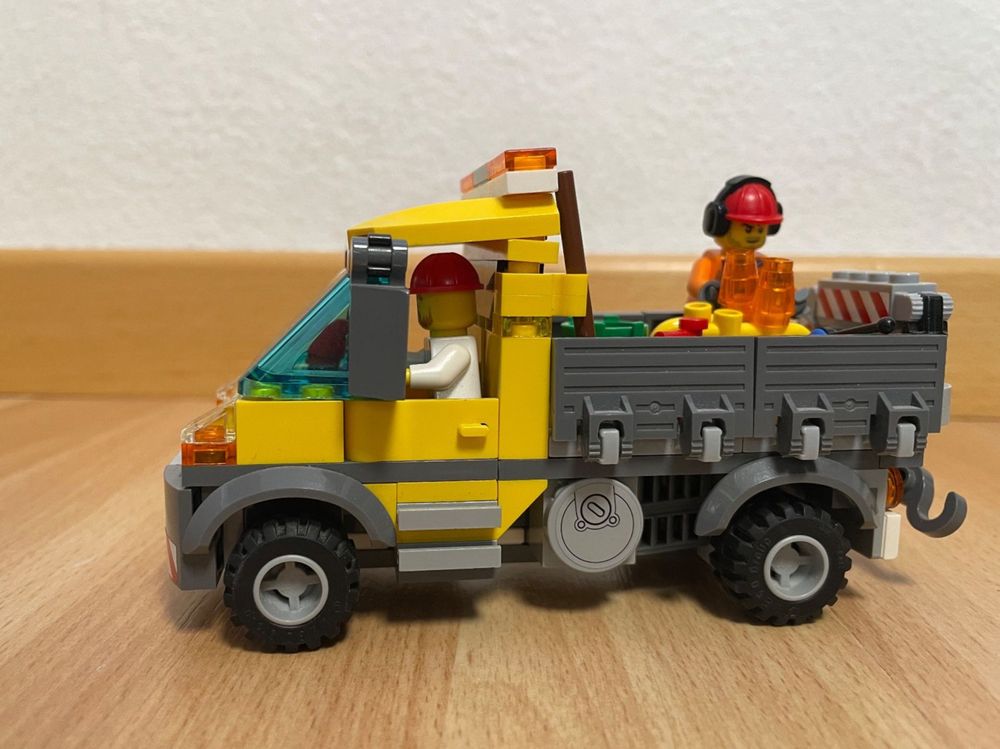 LEGO City 60073 Baustellentruck mit WC | Kaufen auf Ricardo LEGO City 60073 Baustellentruck mit WC | Kaufen auf Ricardo