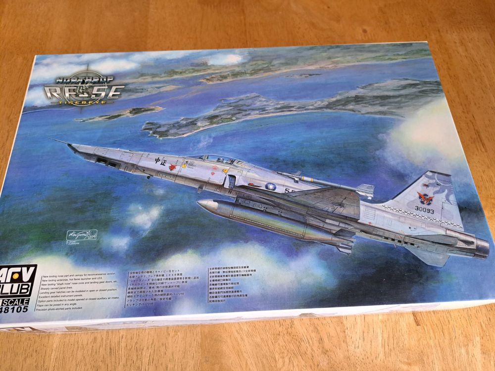 RF-5E Tigereye1/48 ARV CLUB (Neu und originalverpackt) in Selzach für ...