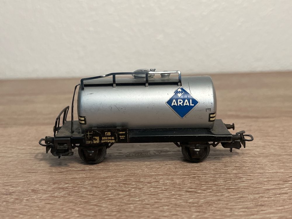 Märklin Kesselwagen ARAL (Gebraucht) in St-Aubin-Sauges für CHF 4 – mit Lieferung auf Ricardo kaufen