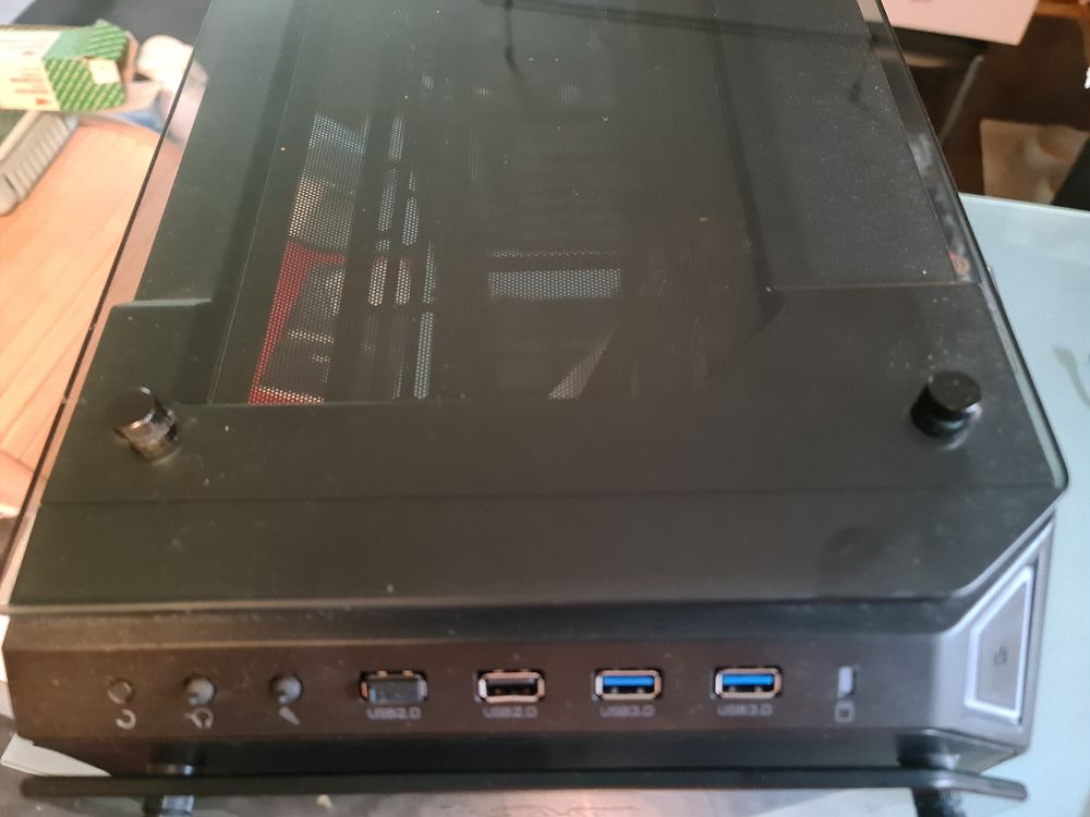 Thermaltake View 71 TG - Big Tower - RGB - Tempered Glass 💻 (Gebraucht ...