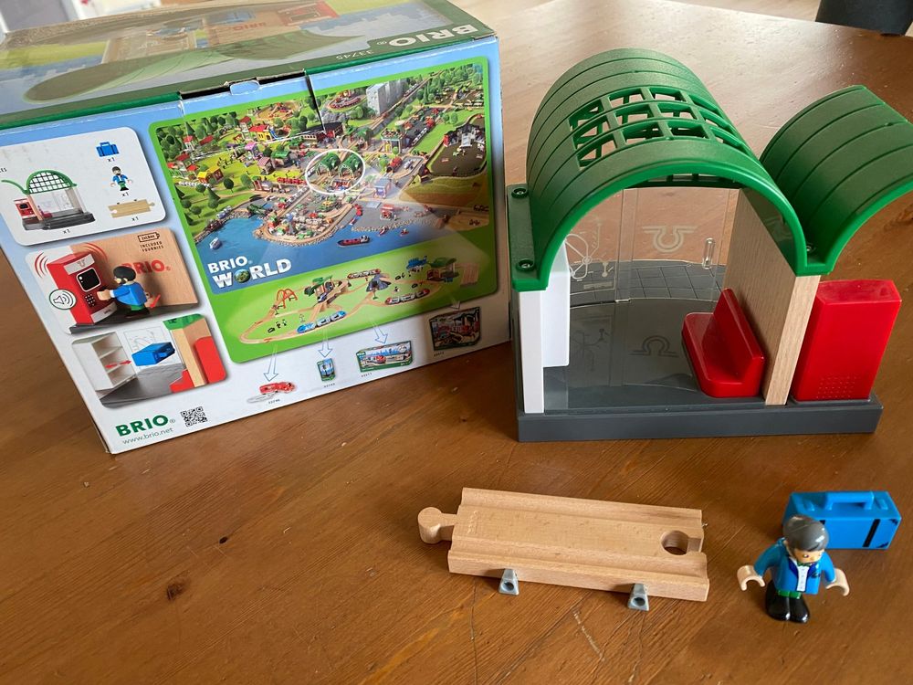 Brio Bahnhof mit Sound (33745) (Gebraucht) in Niederweningen für CHF 20 ...