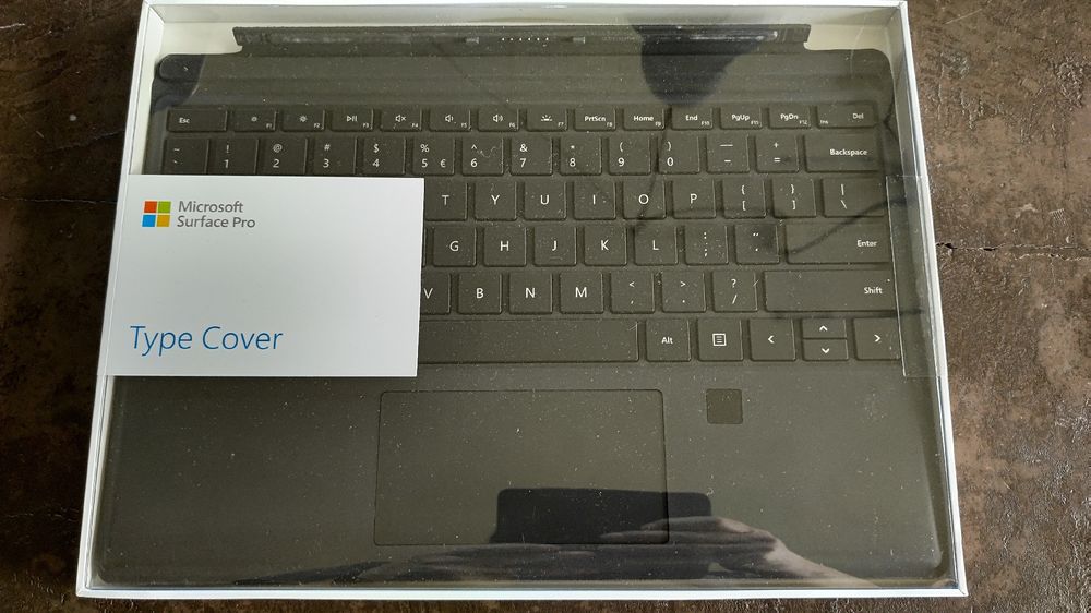 Surface pro type cover QWERTY - finger print reader | Kaufen auf Ricardo
