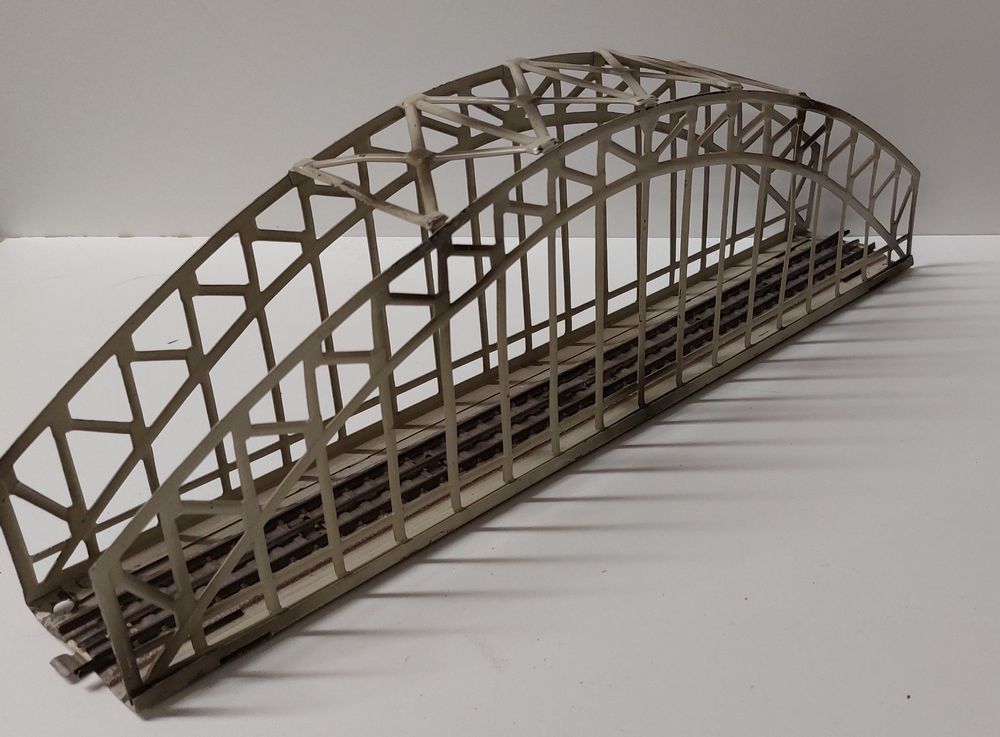 Märklin 467/2 7163 - Bogenbrücke 36 cm Mittelgeleise, defekt | Kaufen ...