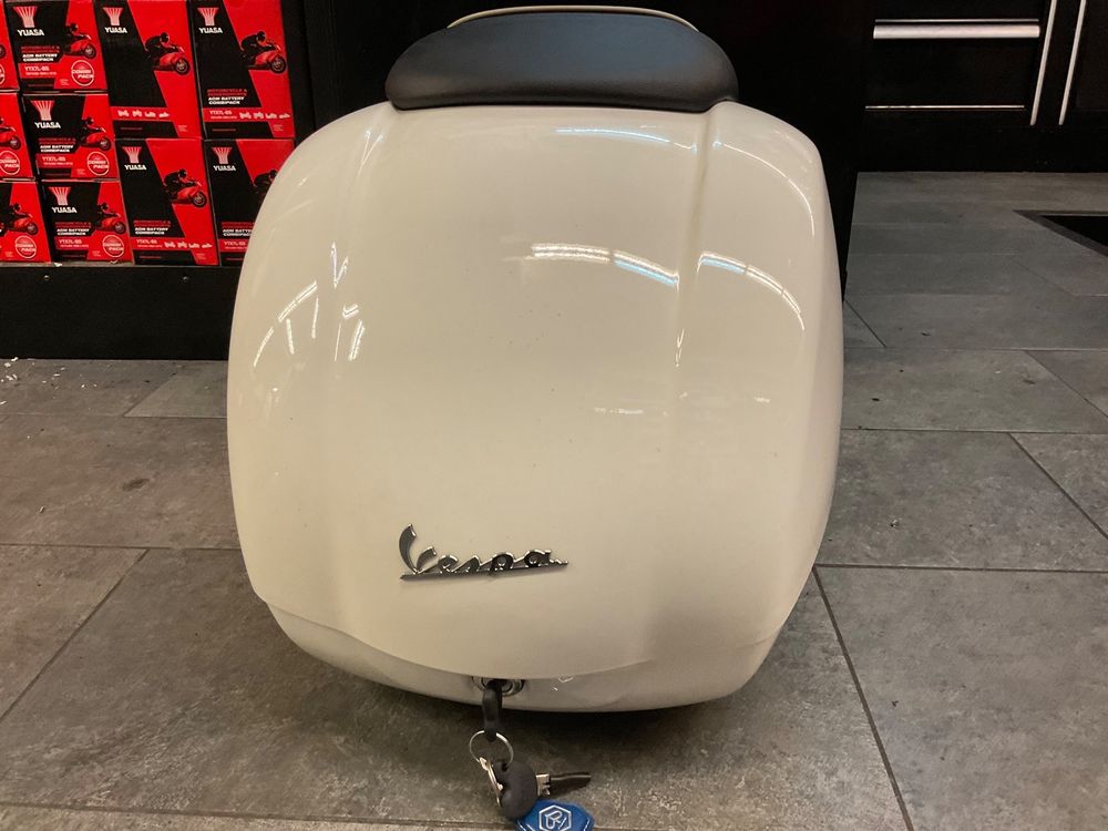 Vespa GTS Top Case mit Träger (Gebraucht) in Zürich für CHF 126 – nur ...