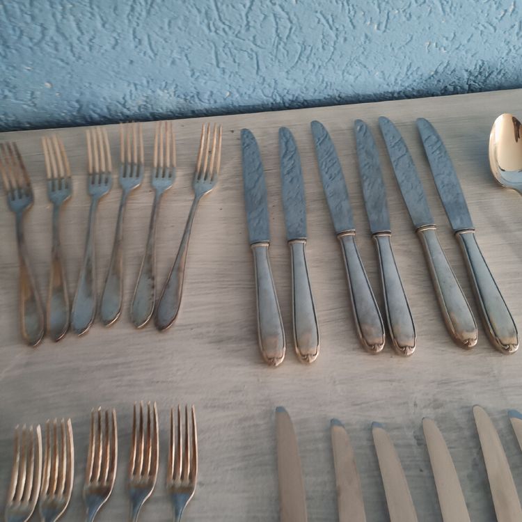 Silberbesteck 36 teilig (Gebraucht) in Delémont für CHF 65 – mit Lieferung auf Ricardo kaufen