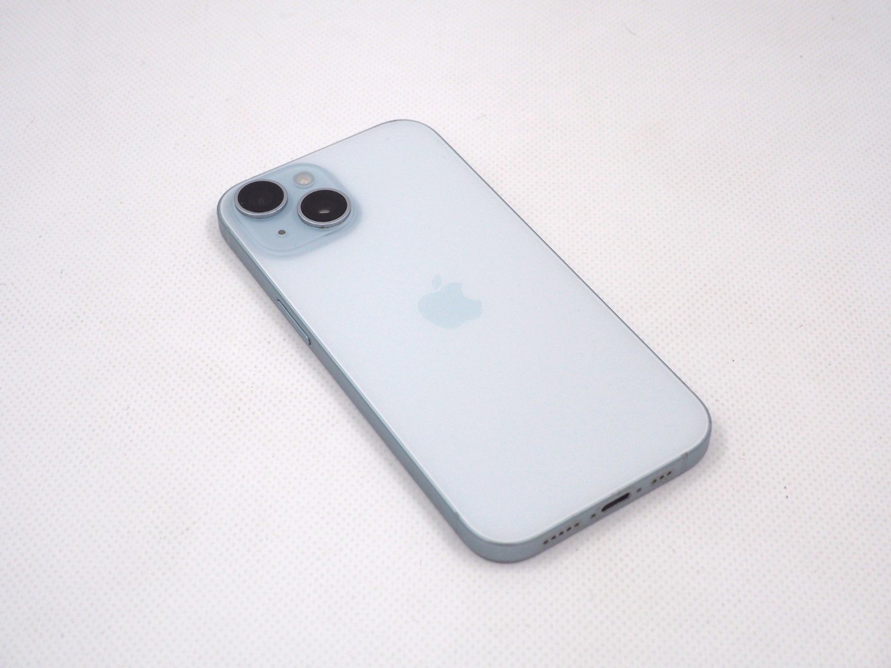 APPLE iPhone 15 iCloud gesperrt (26011250) (Defekt) in Zürich für CHF ...