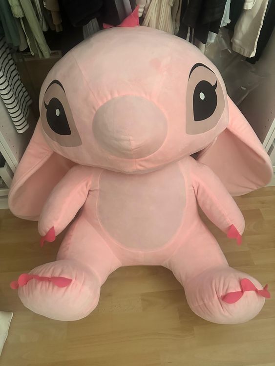 Riesen Stitch Kuscheltier Plüschtier Pink Rosa XXL 85CM (Gebraucht) in Worben für CHF 1 – nur ...