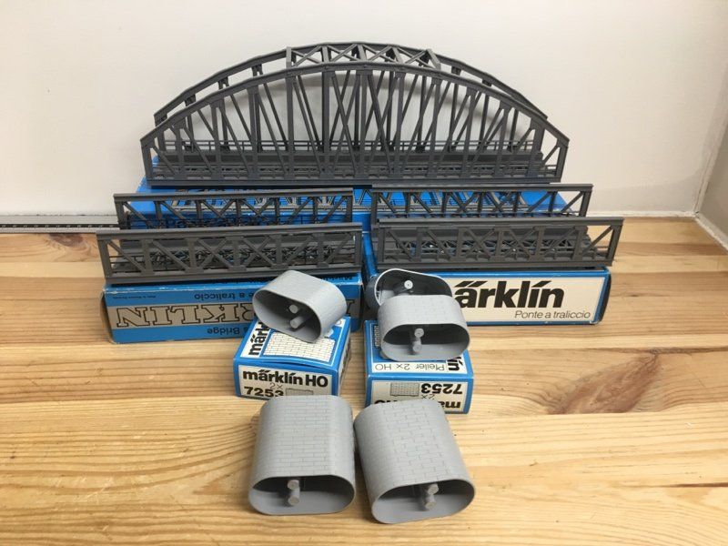 Spur H0 Konvolut aus Märklin Brücken und Stützen (Gebraucht) in ...