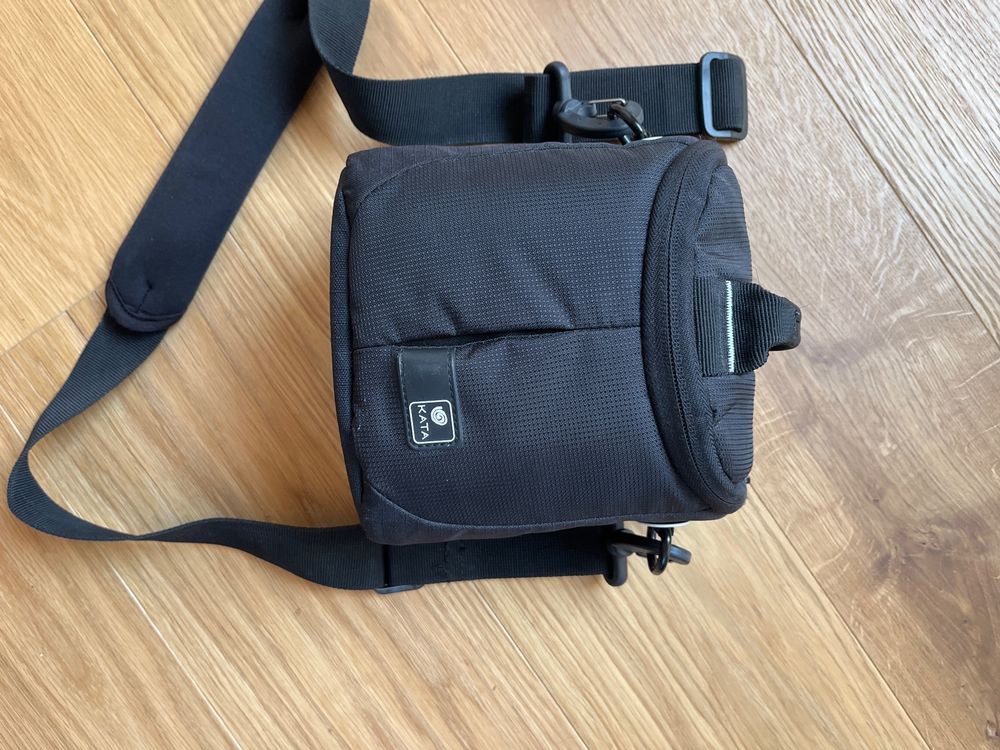 Kata Camera bag (Gebraucht) in Hausen am albis für CHF 1 – mit ...