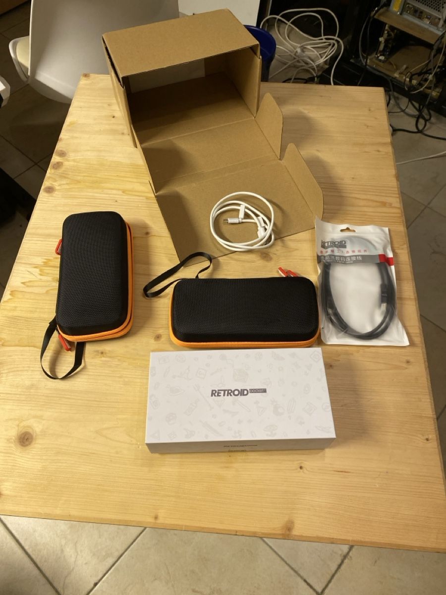Retroid Pocket 2+ Retro Handheld Konsole - wie neu! (Gebraucht) in ...