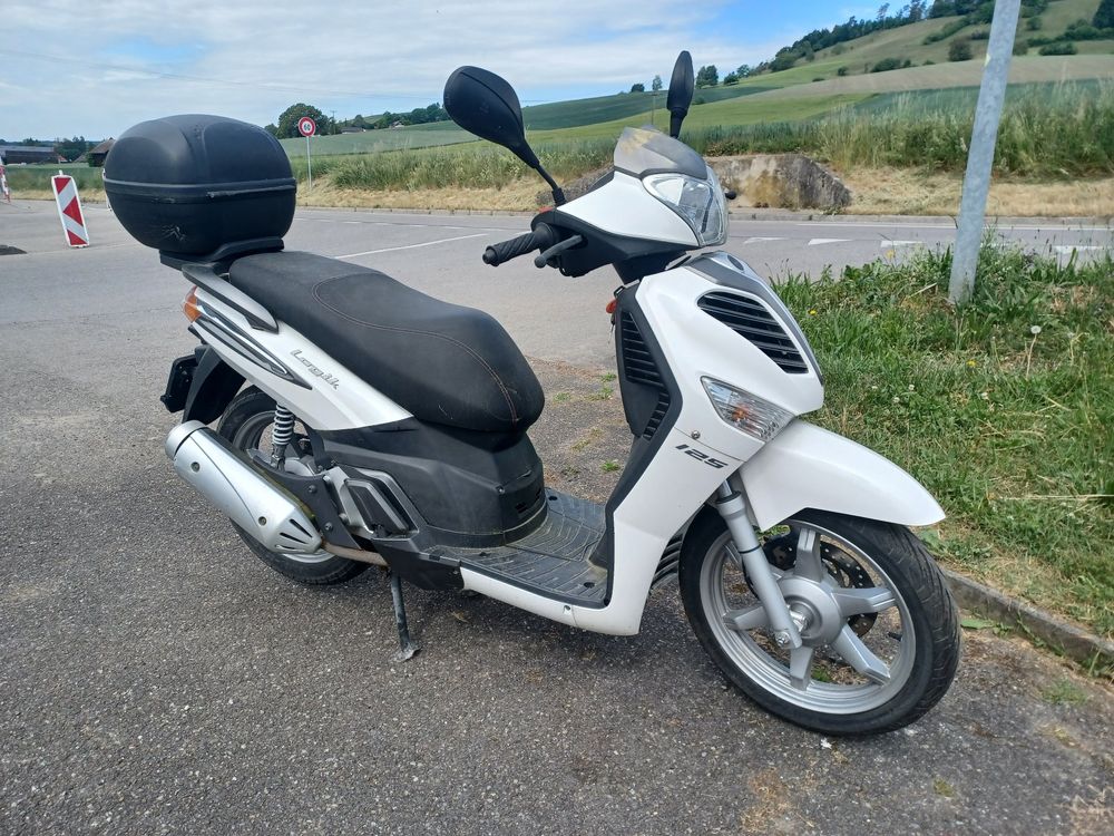 Versicherung 125ccm Roller