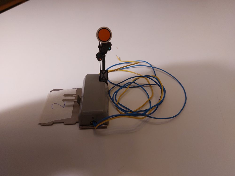 Märklin Lichtvorsignal 7036 (Gebraucht) in Wölflinswil für CHF 1 – mit ...