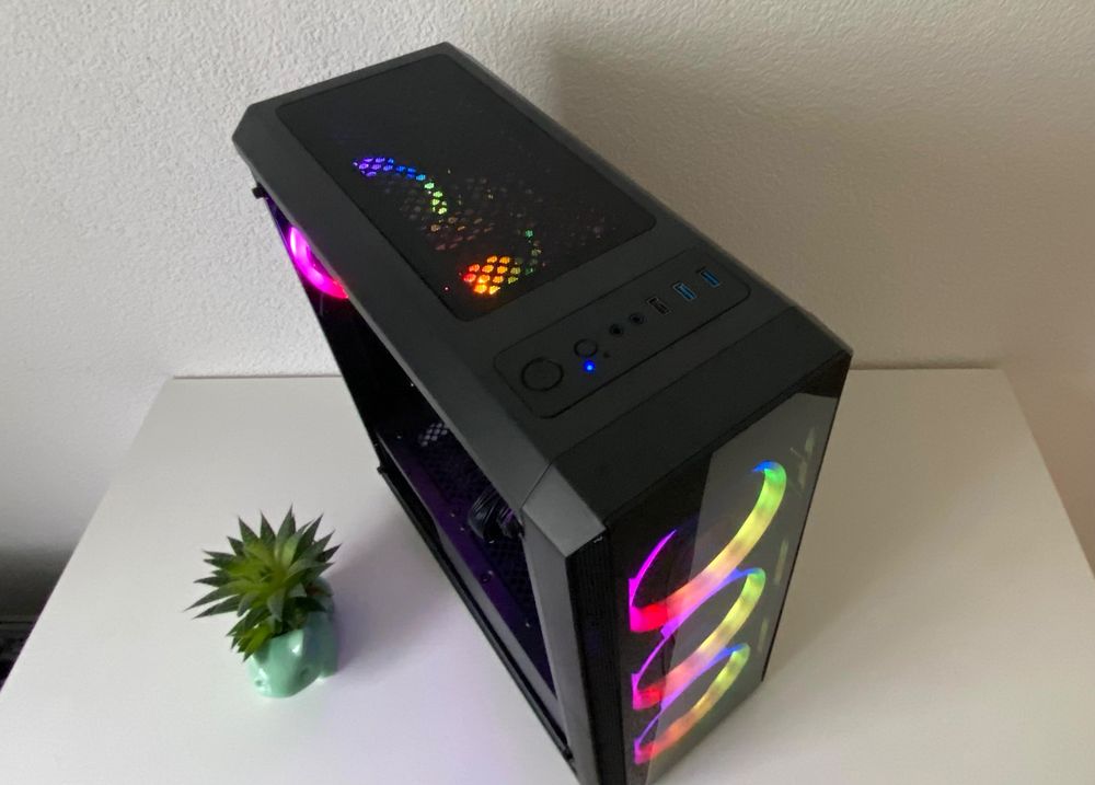 Nvidia RTX Gaming PC/ Intel 14 Core/ 32 GB Ram/ 1TB SSD (Neu und ...