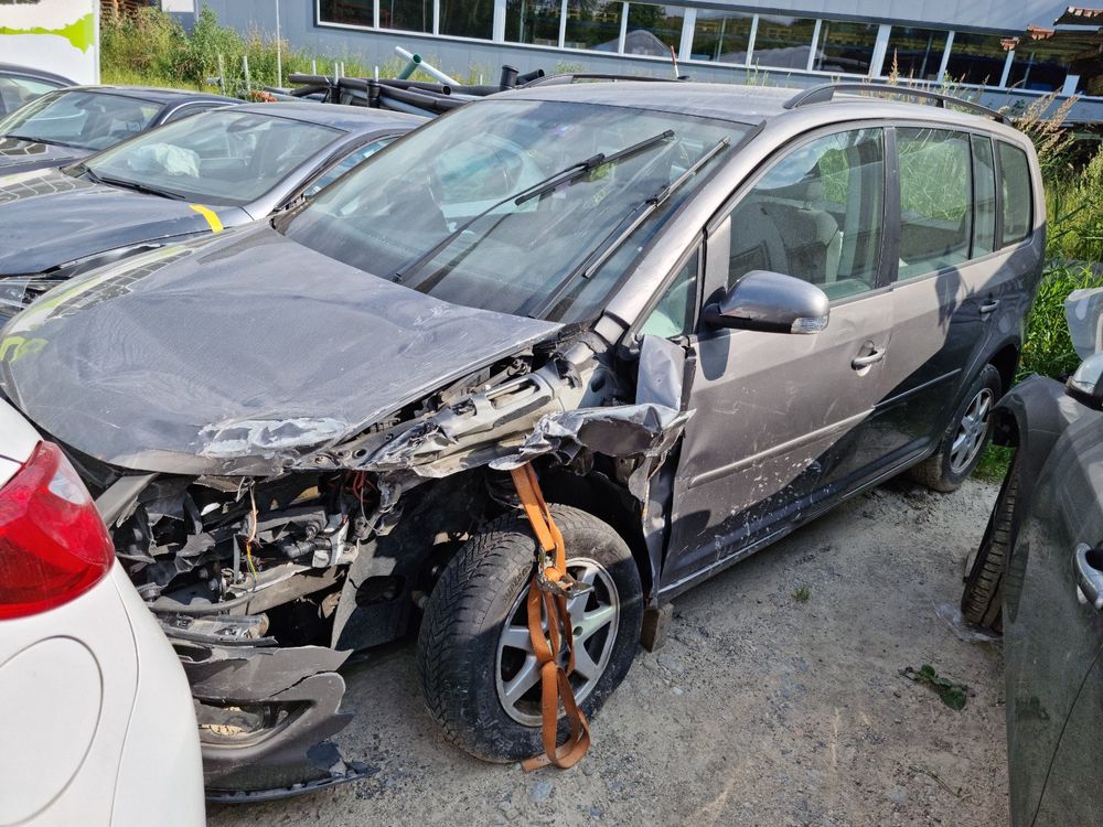 Volkswagen Touran 1.9 TDI unfall (Gebraucht) in Wigoltingen für CHF 315 ...