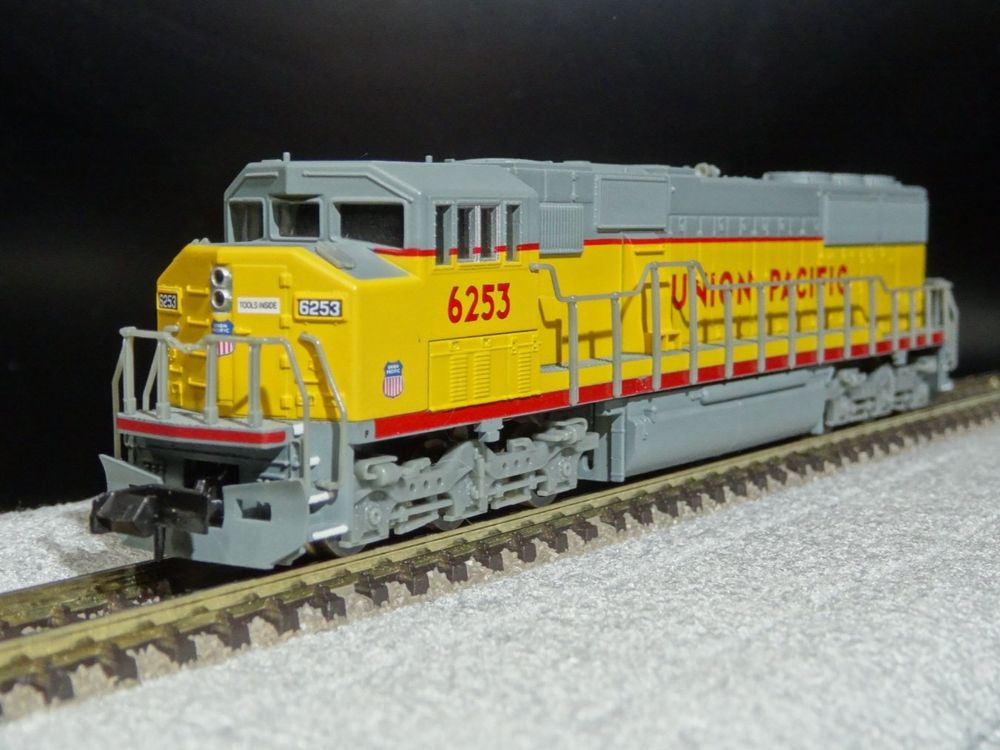 Atlas 49205, Union Pacific, SD- 60M, Nr: 6253, Vitrine (Neu (gemäss Beschreibung)) in Kloten für ...