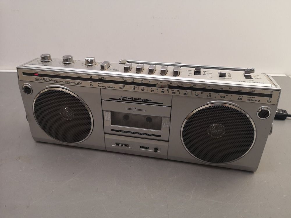 Alter Radio Cassette Recorder Philips (Gebraucht) in Nottwil für CHF 29 ...