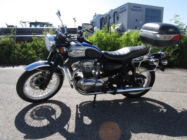 Motorrad Kawasaki W650 mit viel Km wunderschön ab Platz (Gebraucht) in ...