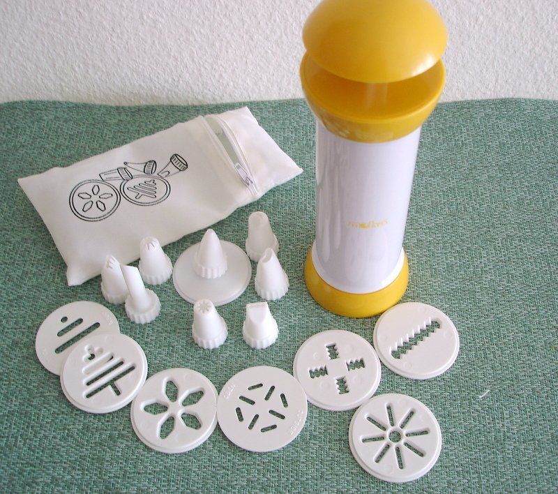 Moha Vermicelles- und Garnierpresse mit 8 Garniertüllen | Kaufen auf Ricardo