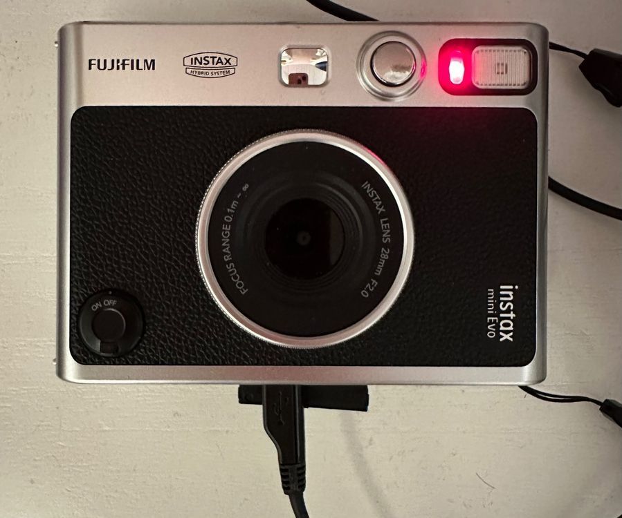 Fuji Film Instax Mini Evo Black (Gebraucht) in Belp für CHF 140 – mit ...