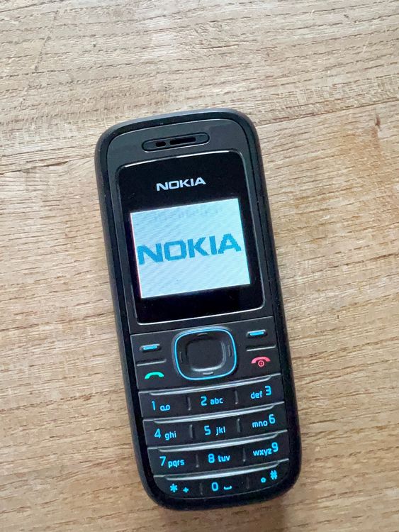 Nokia 1208 | Kaufen auf Ricardo Nokia 1208 | Kaufen auf Ricardo