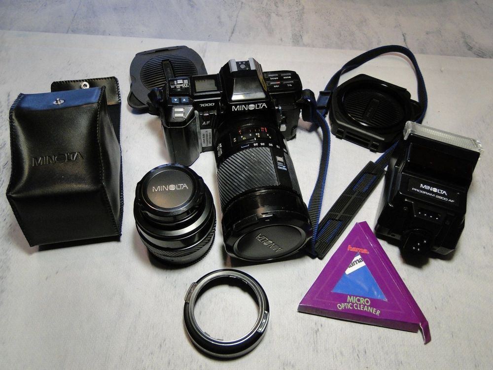 Vintage Minolta 7000 AF +Zubehör+2 Objektive (Gebraucht) in Emmenbrücke für CHF 320 – mit ...