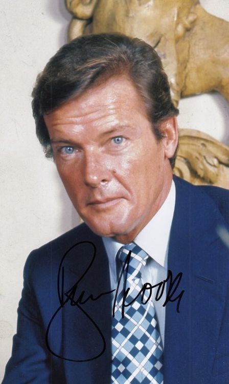 SIR ROGER MOORE ( JAMES BOND ) TOP AUTOGRAMM (Gebraucht) in Egg b ...