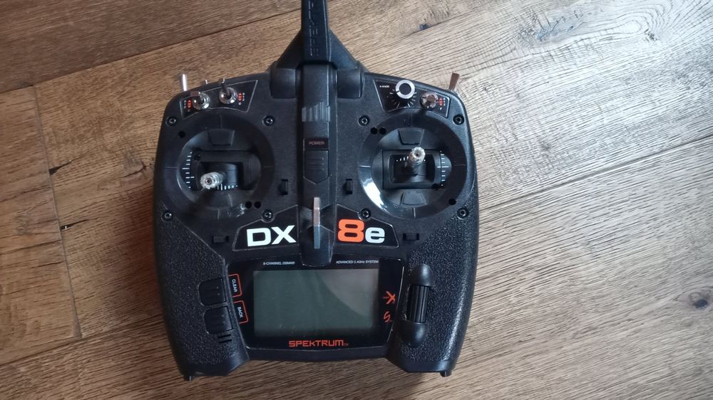 Rc Fernsteuerung Spektrum Dx 8e Kaufen Auf Ricardo