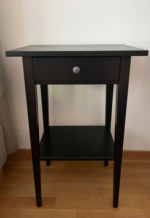 Ablagetisch Hemnes schwarzbraun | Kaufen auf Ricardo