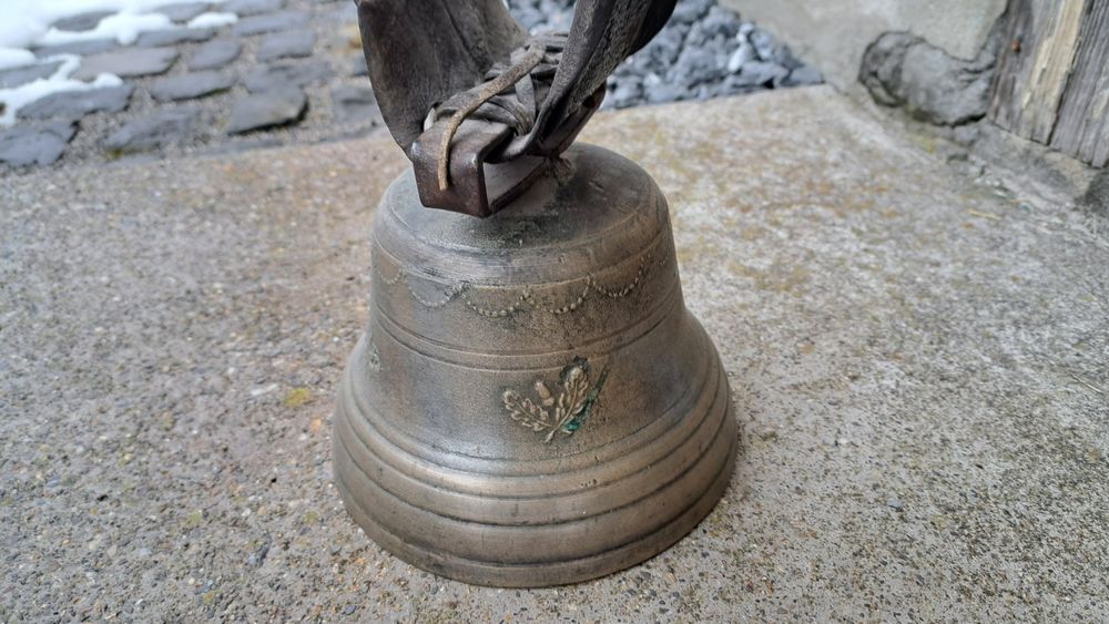 Glocke alt (Gebraucht) in urnäsch für CHF 52 – mit Lieferung auf ...