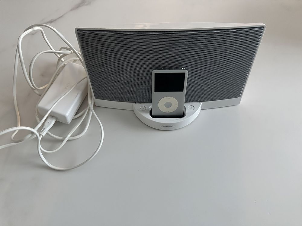 IPod Classic 160GB + Bose Lautsprecher (Gebraucht) in Schlieren für CHF ...