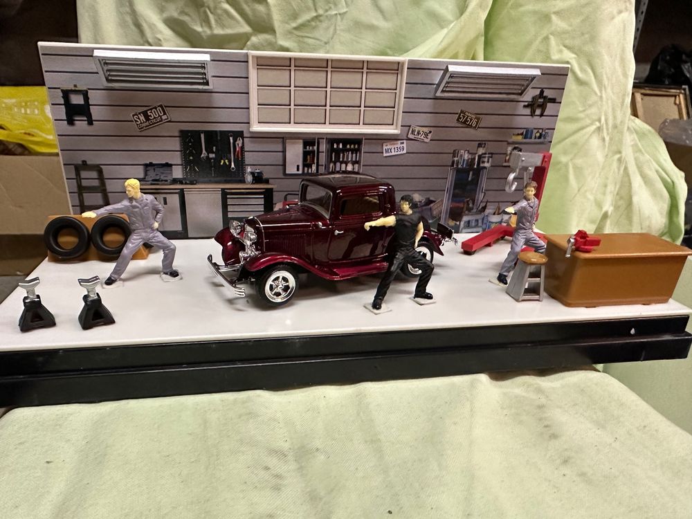 Hot rod garage diorama (Neu (gemäss Beschreibung)) in für CHF 28 – mit ...