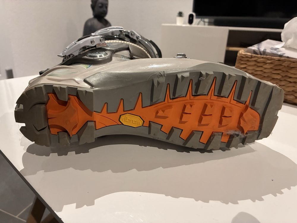 Scarpa Euphoria, taille 26 Chaussures de ski de rando (Gebraucht) in ...