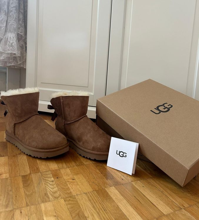 UGG'S mini bailey bow beige, taille US7 | Kaufen auf Ricardo