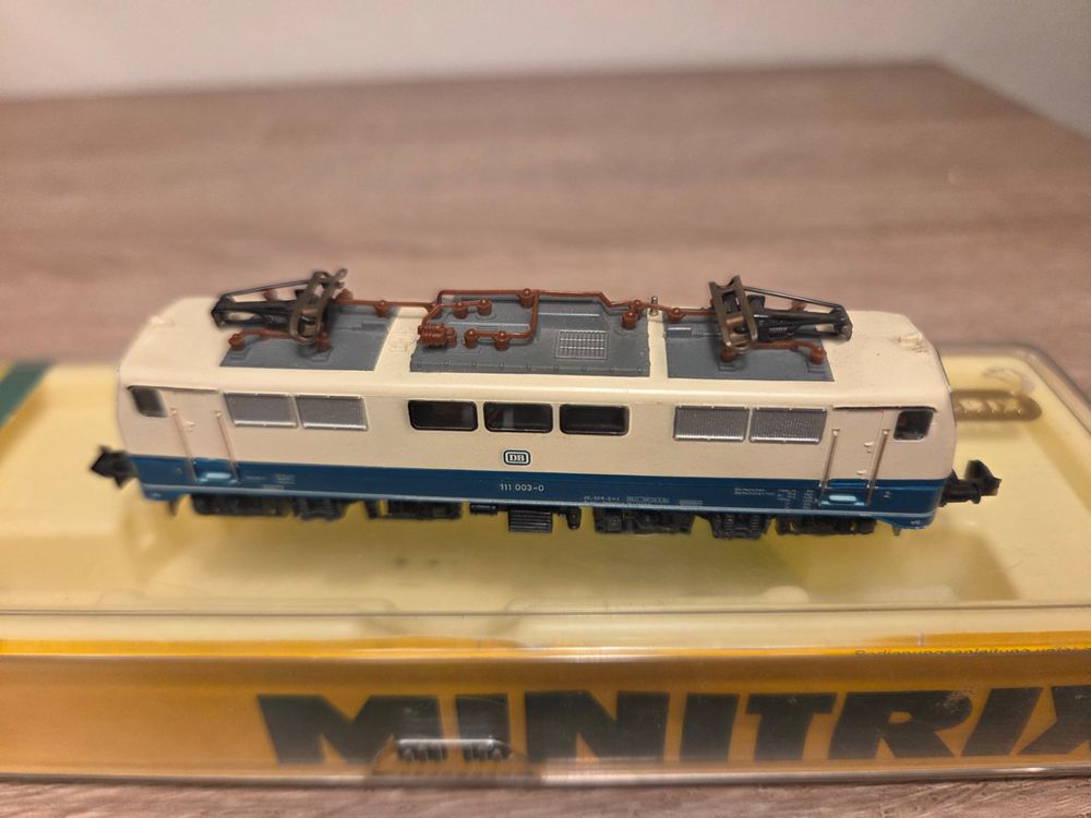 Minitrix N 2062 E-Lok BR 111 DB (Gebraucht) in St-Aubin-Sauges für CHF ...