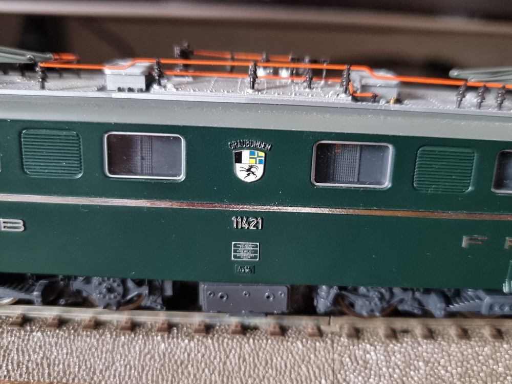 Roco SBB Ae 6/6 11421 "Grison" / Graubauden mit LEDs Almrose | Kaufen auf Ricardo