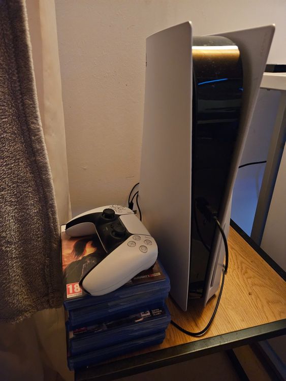 Sony PS5 Discedtion weiss 2TB inkl. 8 Games | Kaufen auf Ricardo