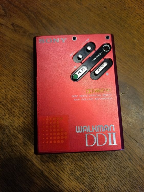 Legende: SONY Walkman DDII (WM-DD2) – Red Metallic – Rarität (Gebraucht ...
